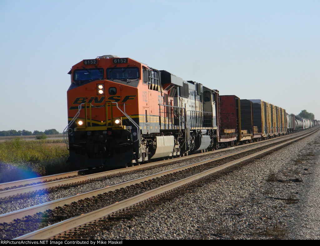 BNSF 6152